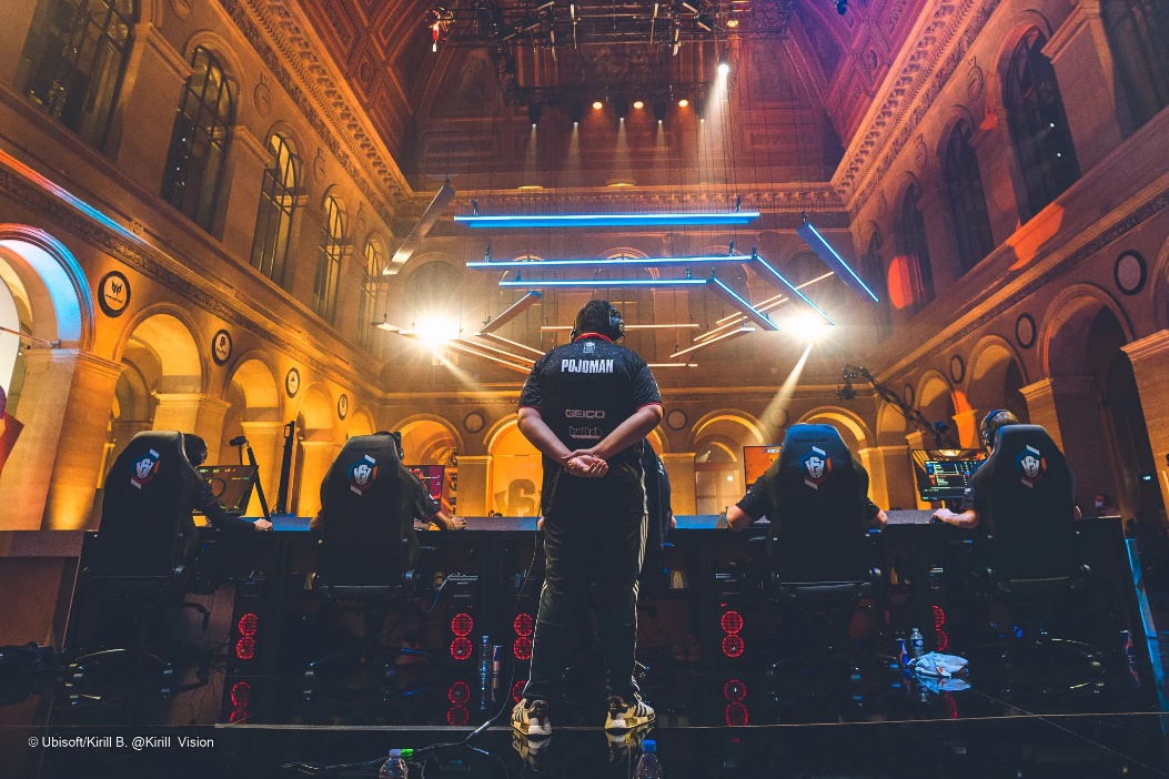 Rainbow Six Siege: The Competitive Experience