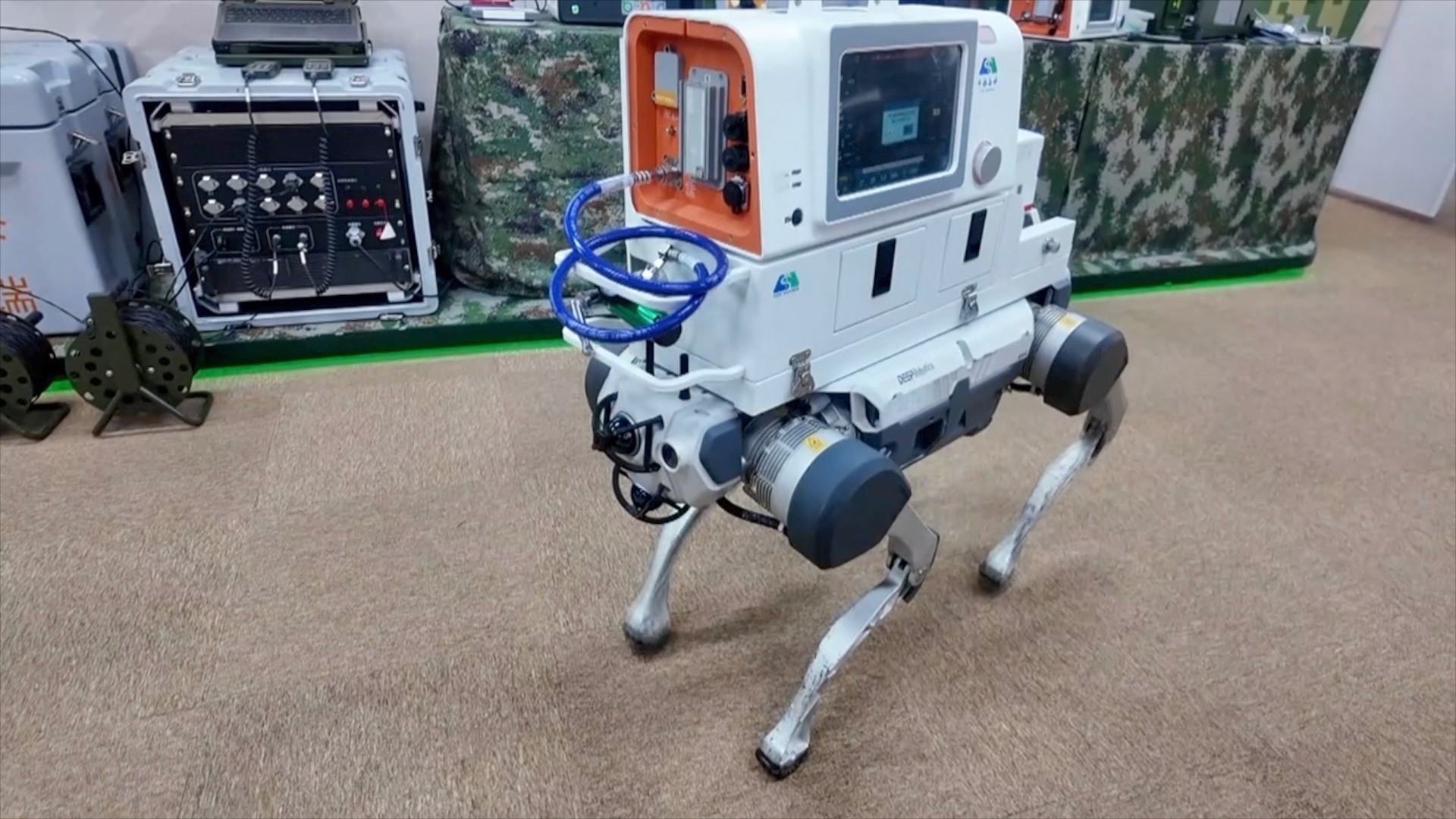 China unveils suite of self-developed first aid robots
