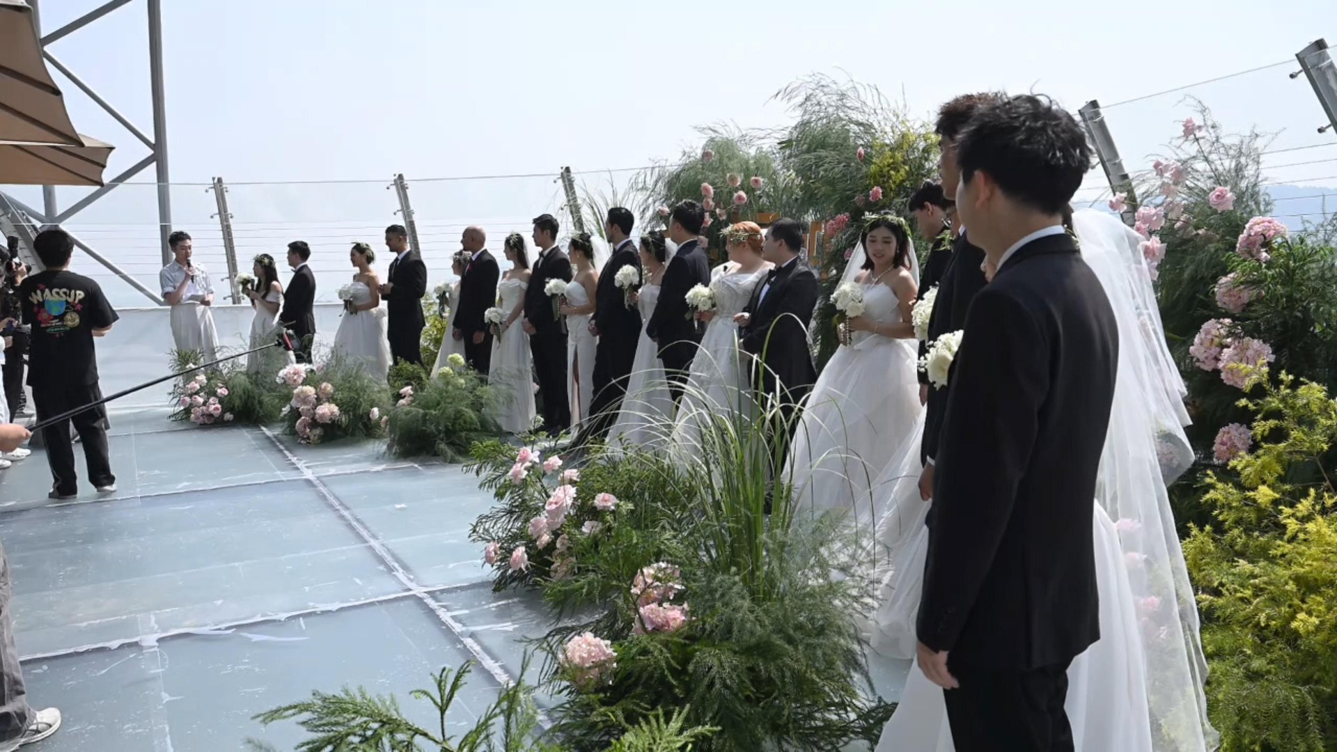 GLOBALink | Collective wedding ceremony held in SW China ahead of "520" Day