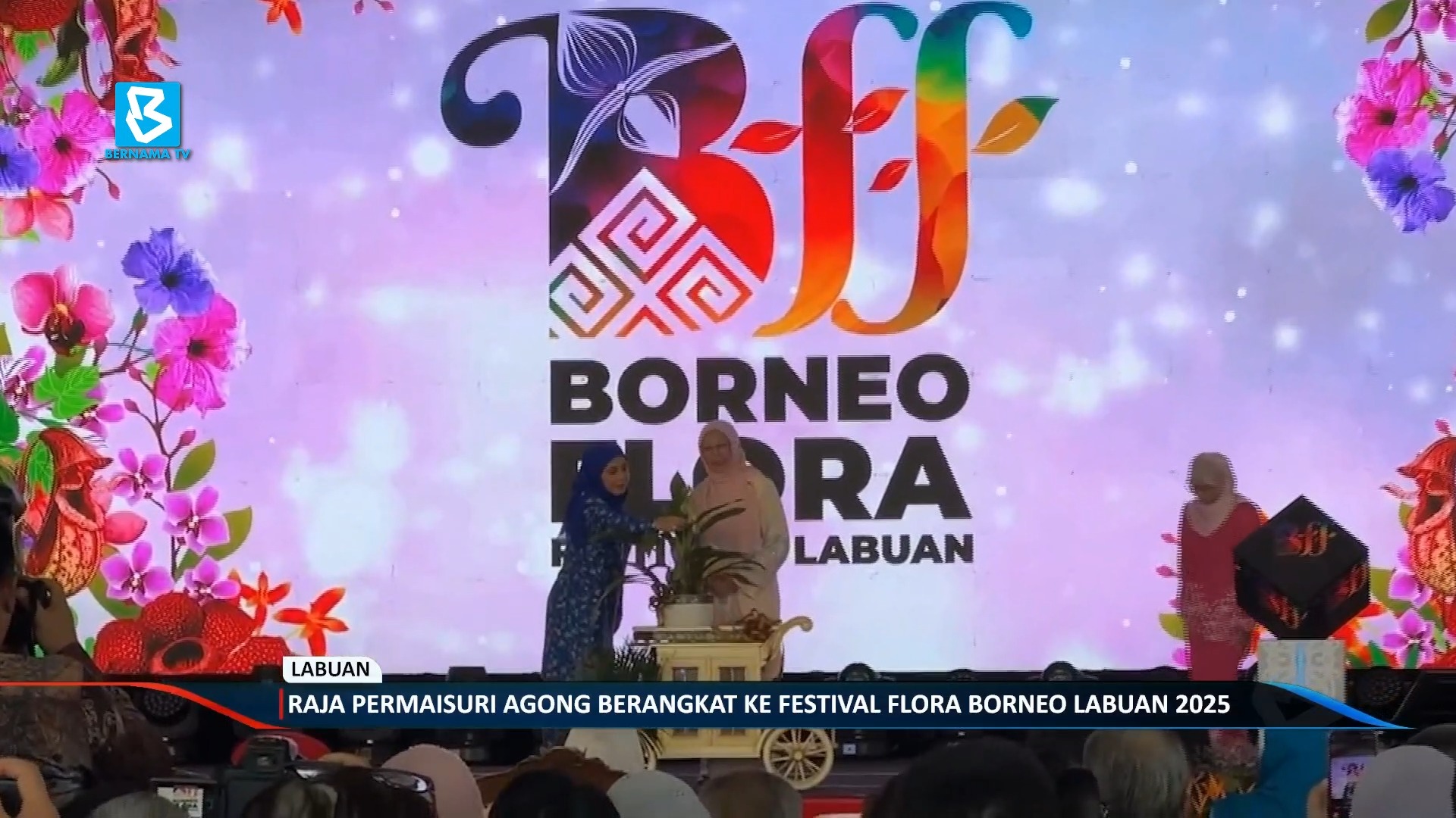 Raja Permaisuri Agong berangkat ke Festival Flora Borneo Labuan 2025
