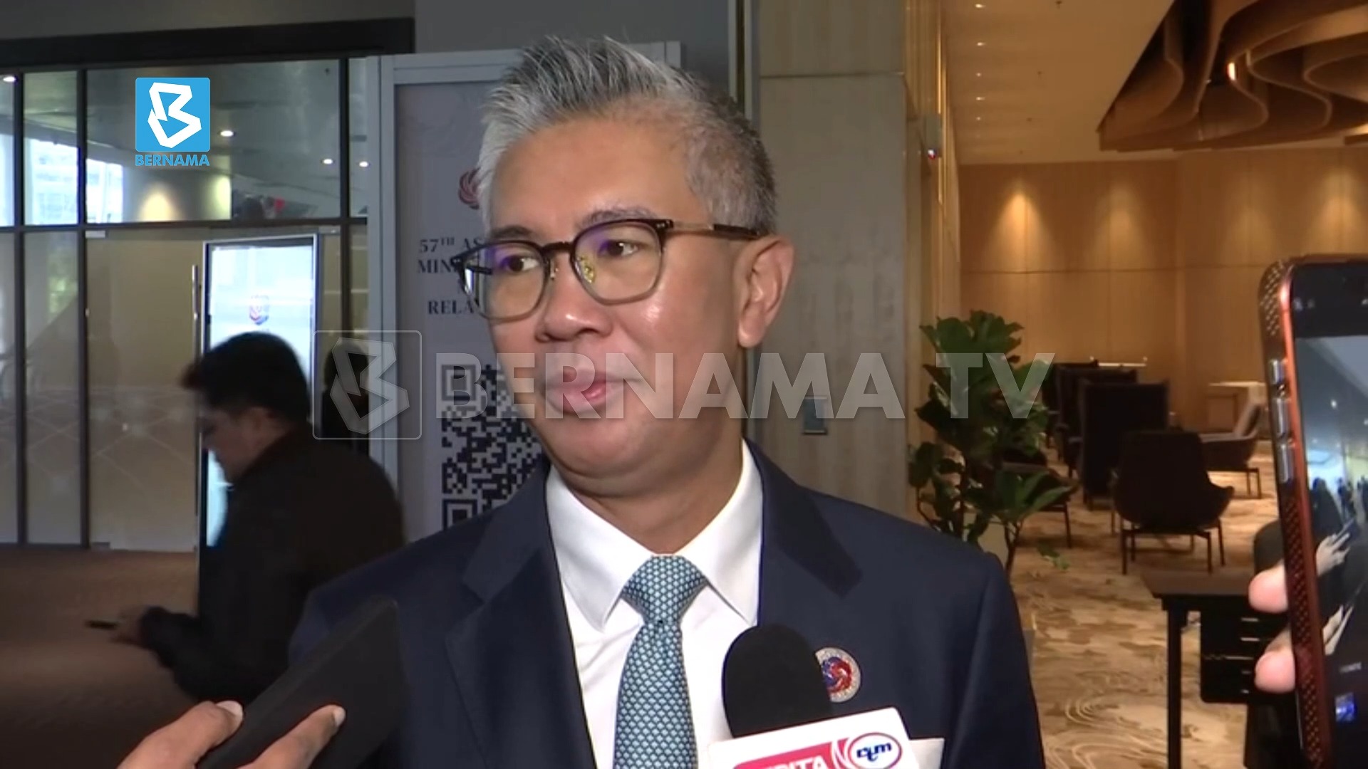 Press Conference (doorstop) by AEM Chair, Tengku Datuk Seri Zafrul ...