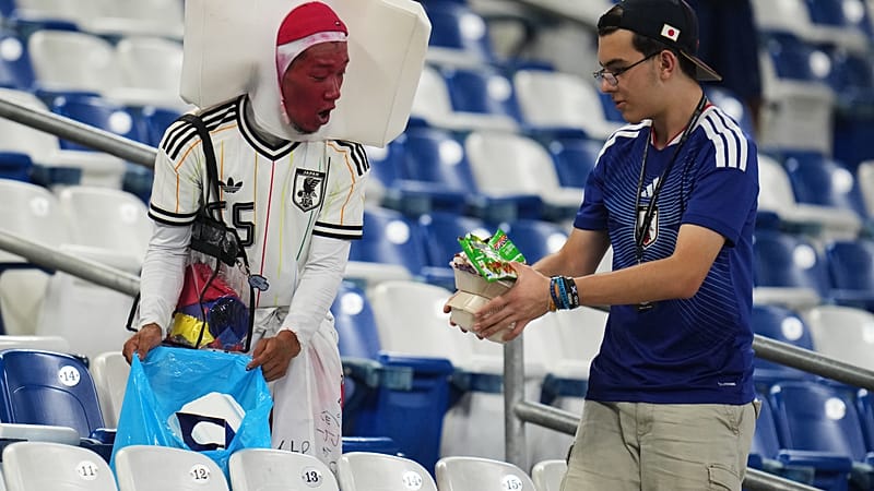 Japan fans keep World Cup clean-up tradition alive - Newswav