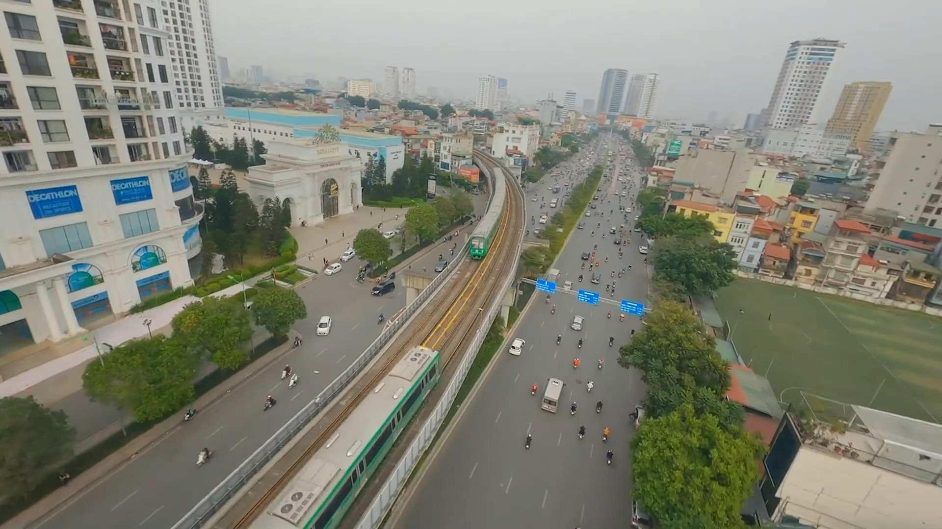 GLOBALink | Vlog: Riding Vietnam's first metro line built by China