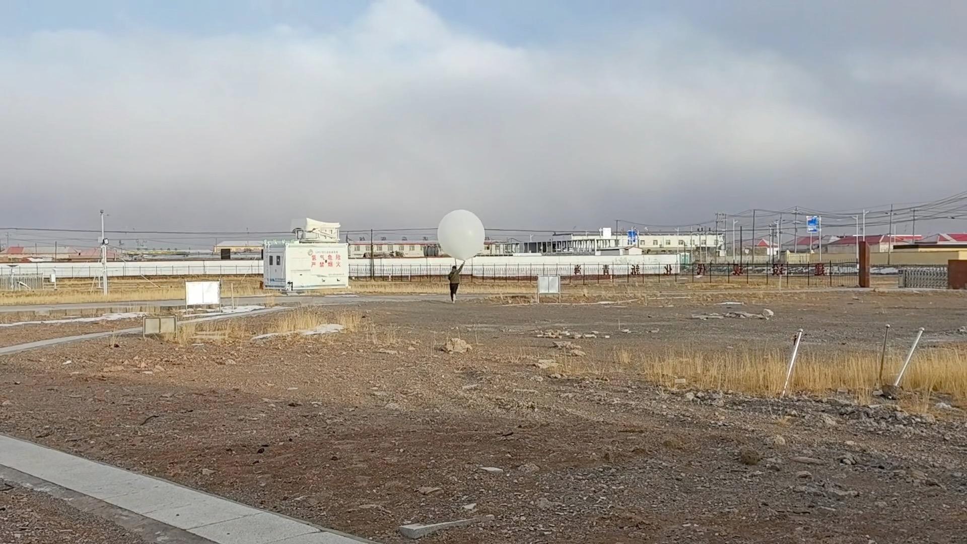 GLOBALink | At 4,534 meters above sea level, they help monitor world ...