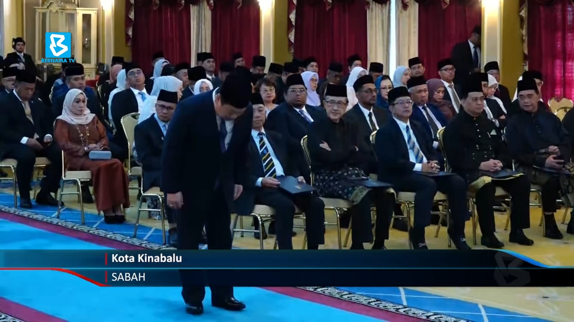 Hajiji forms New Sabah Cabinet, retains three DCM structure