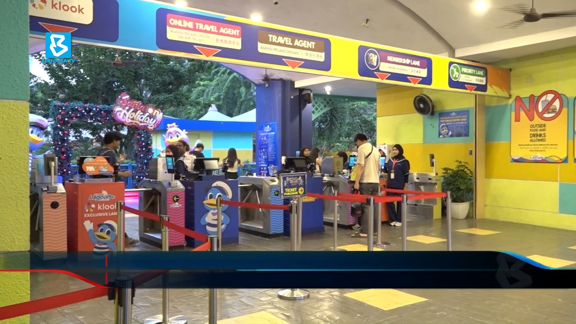 Sunway Lagoon Rings in 2026 with exciting activities, spectacular fireworks